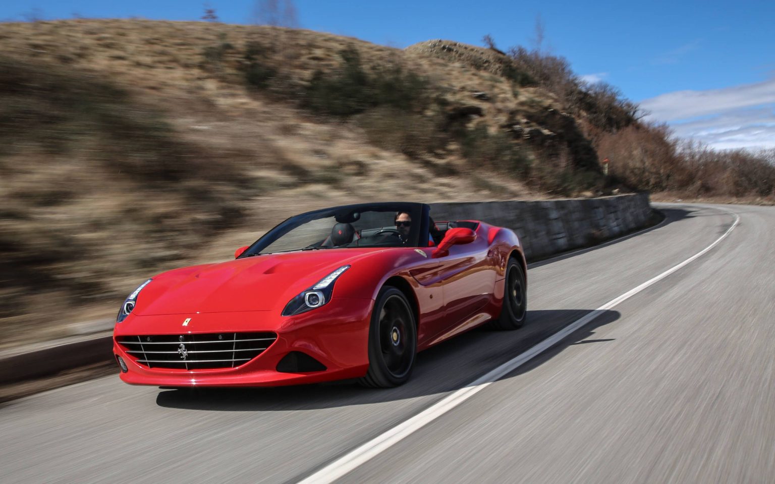 Ferrari California Price, Engine And Performance