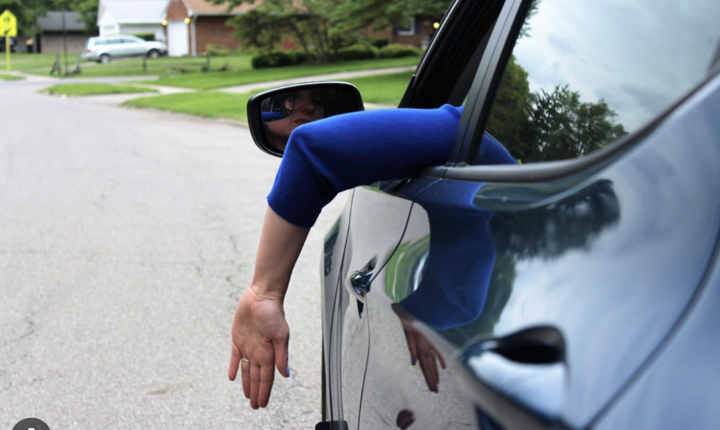 What Are Hand Signals for Driving?